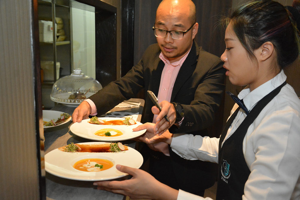 Quest International University - QI Group